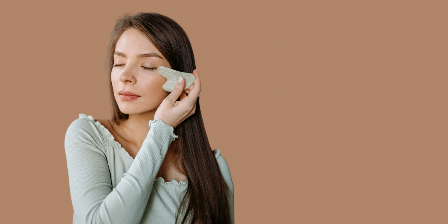 Face Massage Benefits, Techniques & How to Do it Properly!